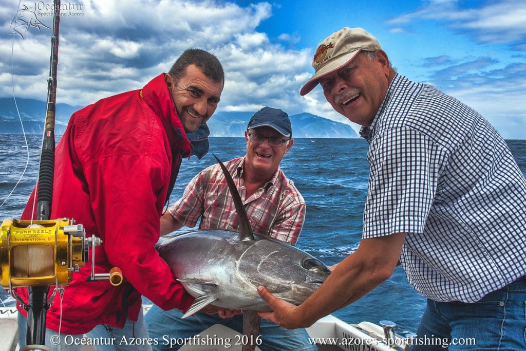 - Oceantur - Experiened Captain on Board - Azores